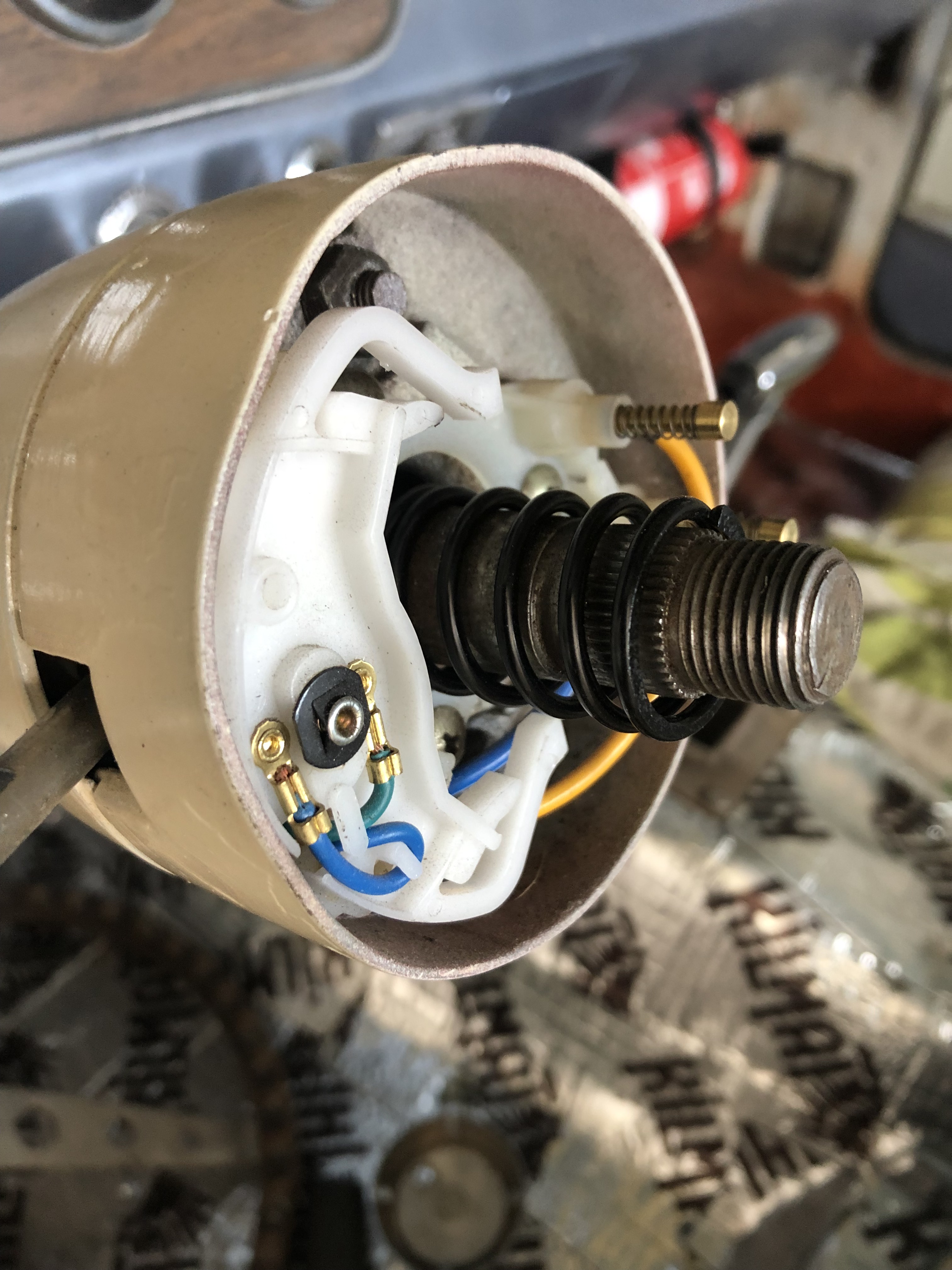 Fixing the horn – My Mustang Journey